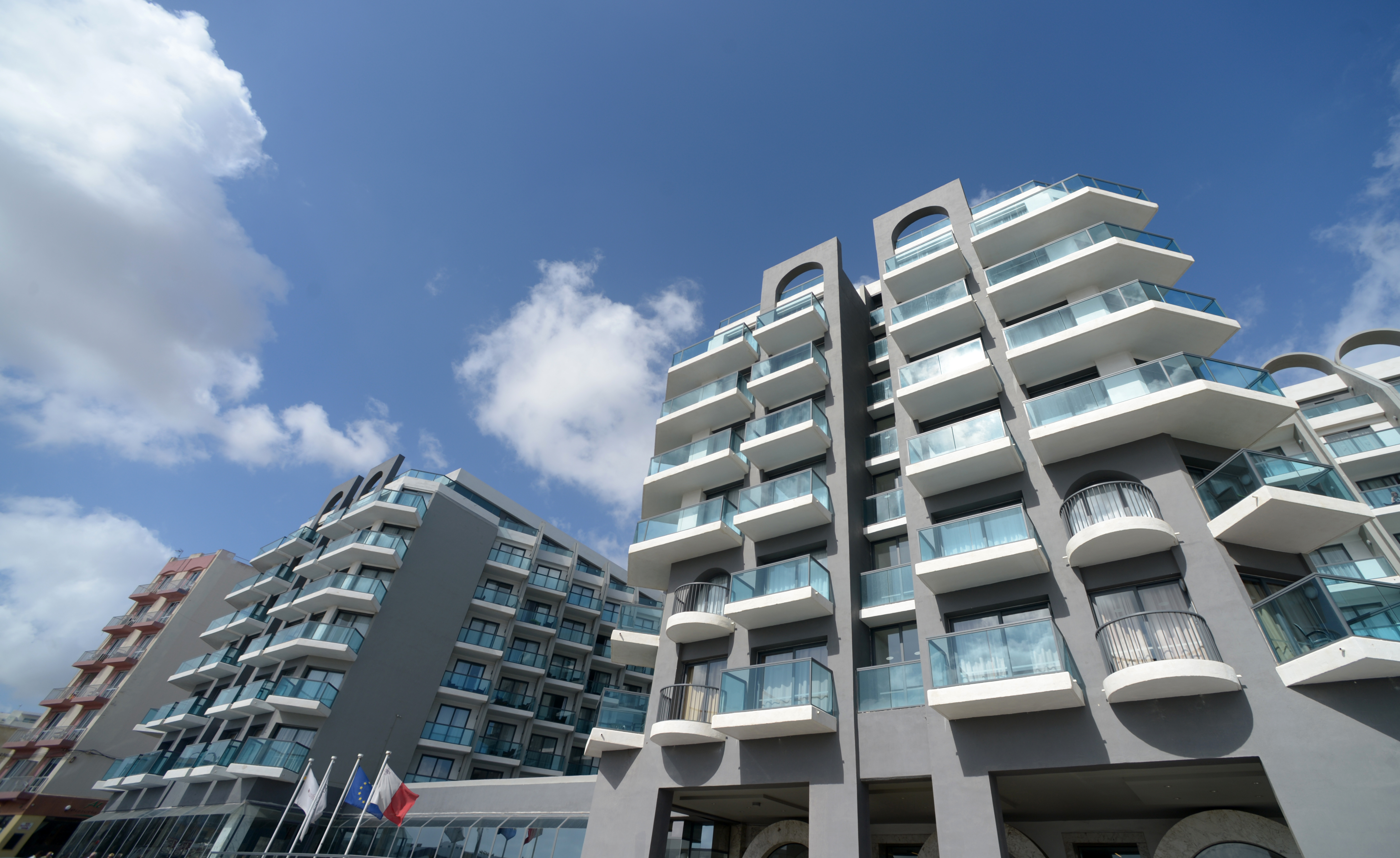 Sea Shells Hotel and Plaza Shopping Complex: two major revamping ...